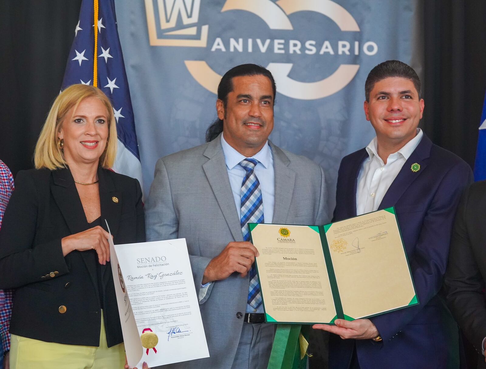 ¿Qué es esto? Georgie Navarro se declara campeón y Chicky Starr se ...