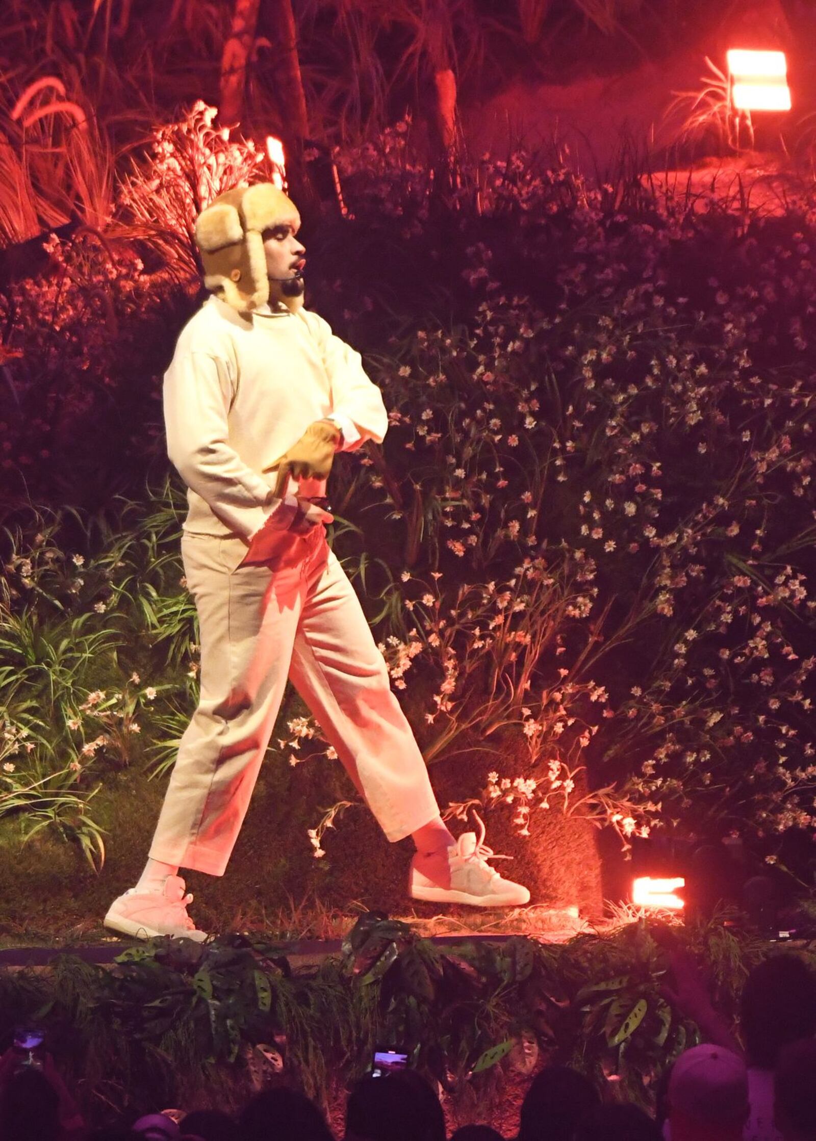 Bad Bunny inicia histórica residencia en el Choli con bomba y plena ...